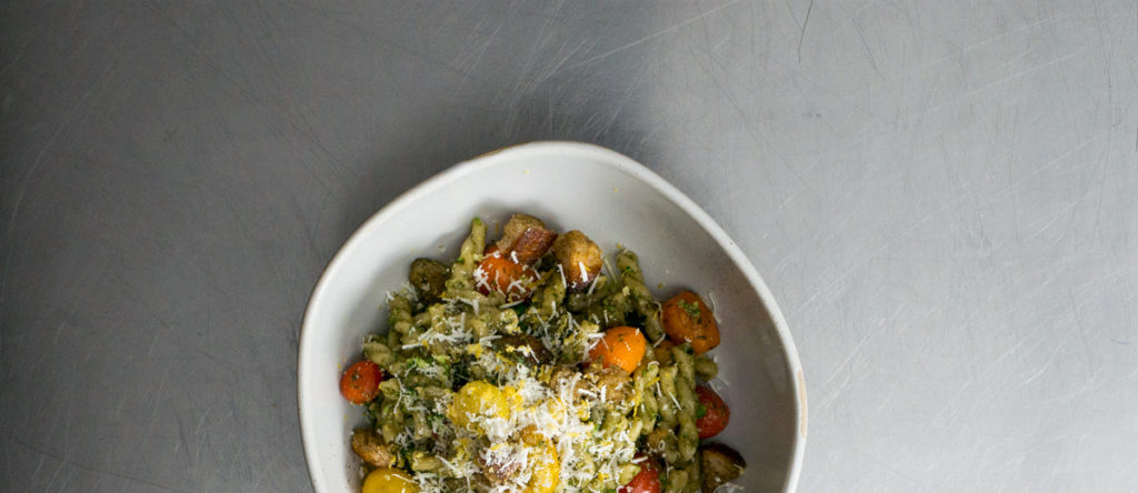 Gemelli Broccoli Top Pesto with Za’atar Croutons – CHEFS ROLL