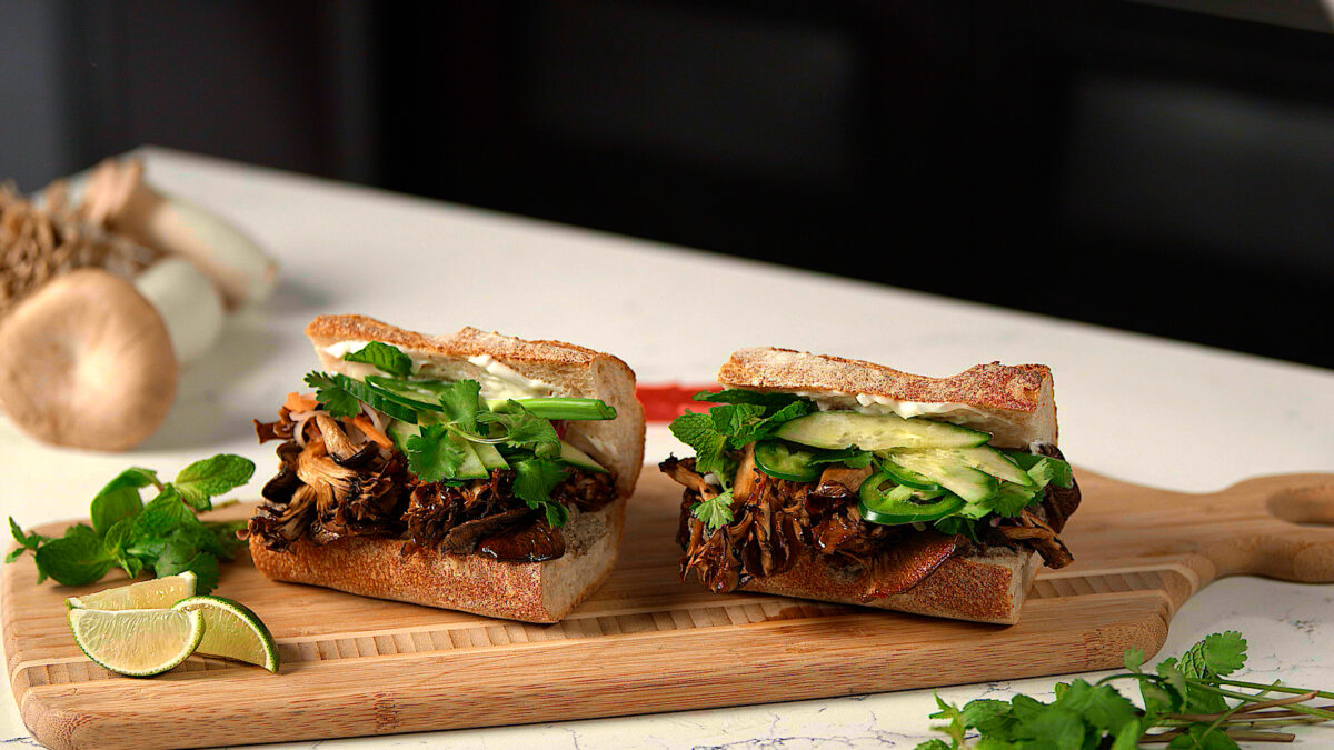 Mushroom Monday – CHEFS ROLL